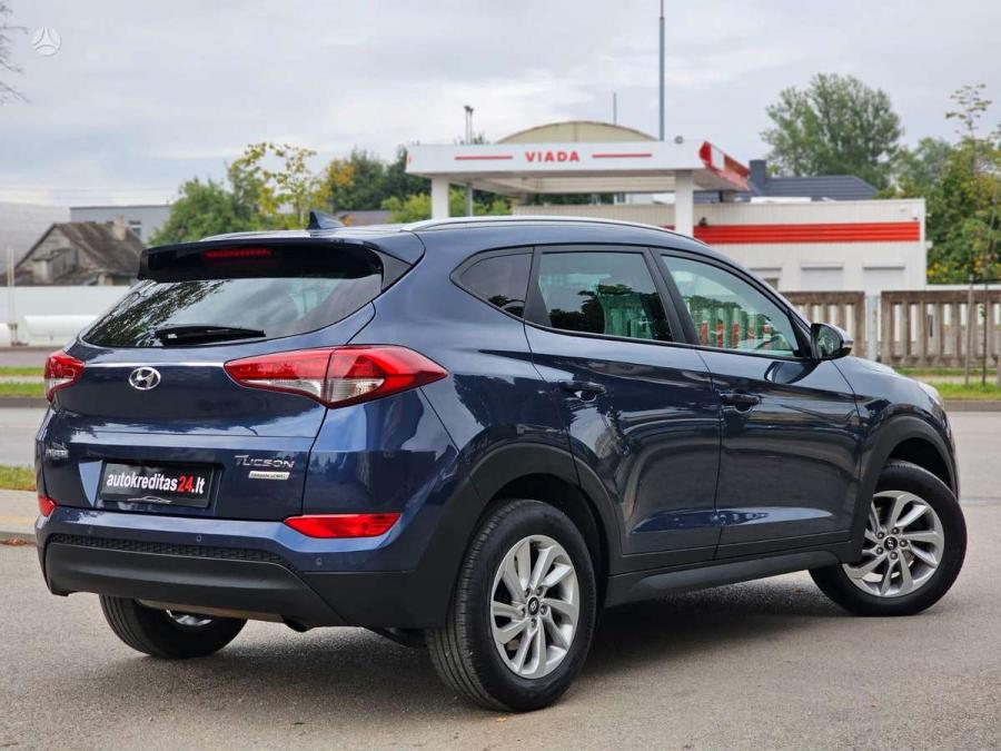 Blue Hyundai Tucson 2018 in Siauliai, with an engine capacity of 1.60 L and mileage of 206 thousand km for 11950 €, photo 13 on AUTOMOTO.COM.LV