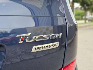 Blue Hyundai Tucson 2018 in Siauliai, with an engine capacity of 1.60 L and mileage of 206 thousand km for 11950 €, photo 14 on AUTOMOTO.COM.LV
