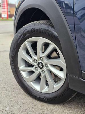 Blue Hyundai Tucson 2018 in Siauliai, with an engine capacity of 1.60 L and mileage of 206 thousand km for 11950 €, photo 15 on AUTOMOTO.COM.LV