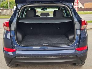 Blue Hyundai Tucson 2018 in Siauliai, with an engine capacity of 1.60 L and mileage of 206 thousand km for 11950 €, photo 16 on AUTOMOTO.COM.LV