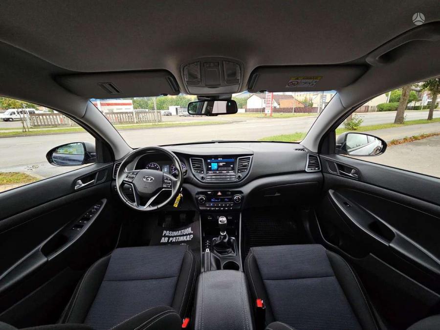 Blue Hyundai Tucson 2018 in Siauliai, with an engine capacity of 1.60 L and mileage of 206 thousand km for 11950 €, photo 17 on AUTOMOTO.COM.LV