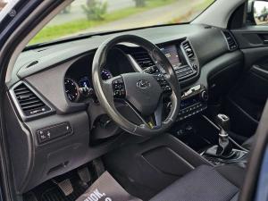 Blue Hyundai Tucson 2018 in Siauliai, with an engine capacity of 1.60 L and mileage of 206 thousand km for 11950 €, photo 24 on AUTOMOTO.COM.LV