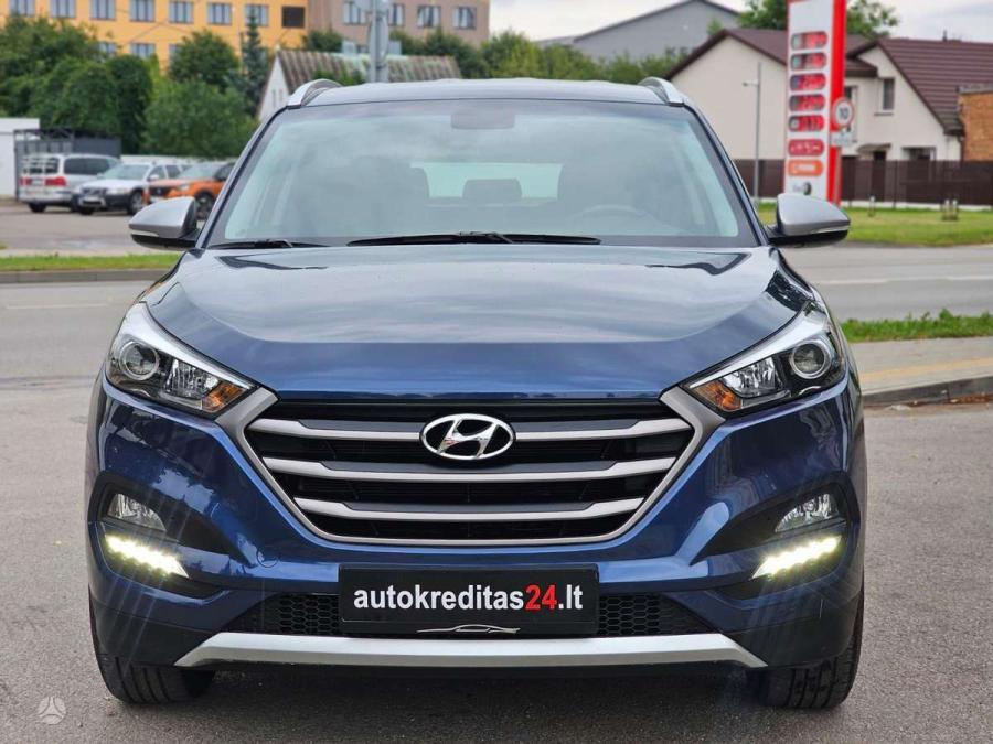 Blue Hyundai Tucson 2018 in Siauliai, with an engine capacity of 1.60 L and mileage of 206 thousand km for 11950 €, photo 7 on AUTOMOTO.COM.LV