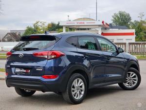 Blue Hyundai Tucson 2018 in Siauliai, with an engine capacity of 1.60 L and mileage of 206 thousand km for 11950 €, photo 12 on AUTOMOTO.COM.LV