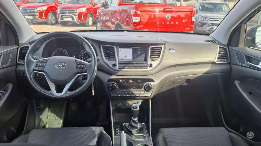 Zils Hyundai Tucson 2018 Kauņa, ar dzinēja tilpumu 1.59 L un nobraukumu 151 tūkst. km par 7640 €, foto 12 vietnē AUTOMOTO.COM.LV