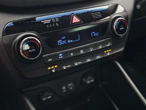 Zils Hyundai Tucson 2018 Šauļi, ar dzinēja tilpumu 1.60 L un nobraukumu 206 tūkst. km par 11950 €, foto 32 vietnē AUTOMOTO.COM.LV