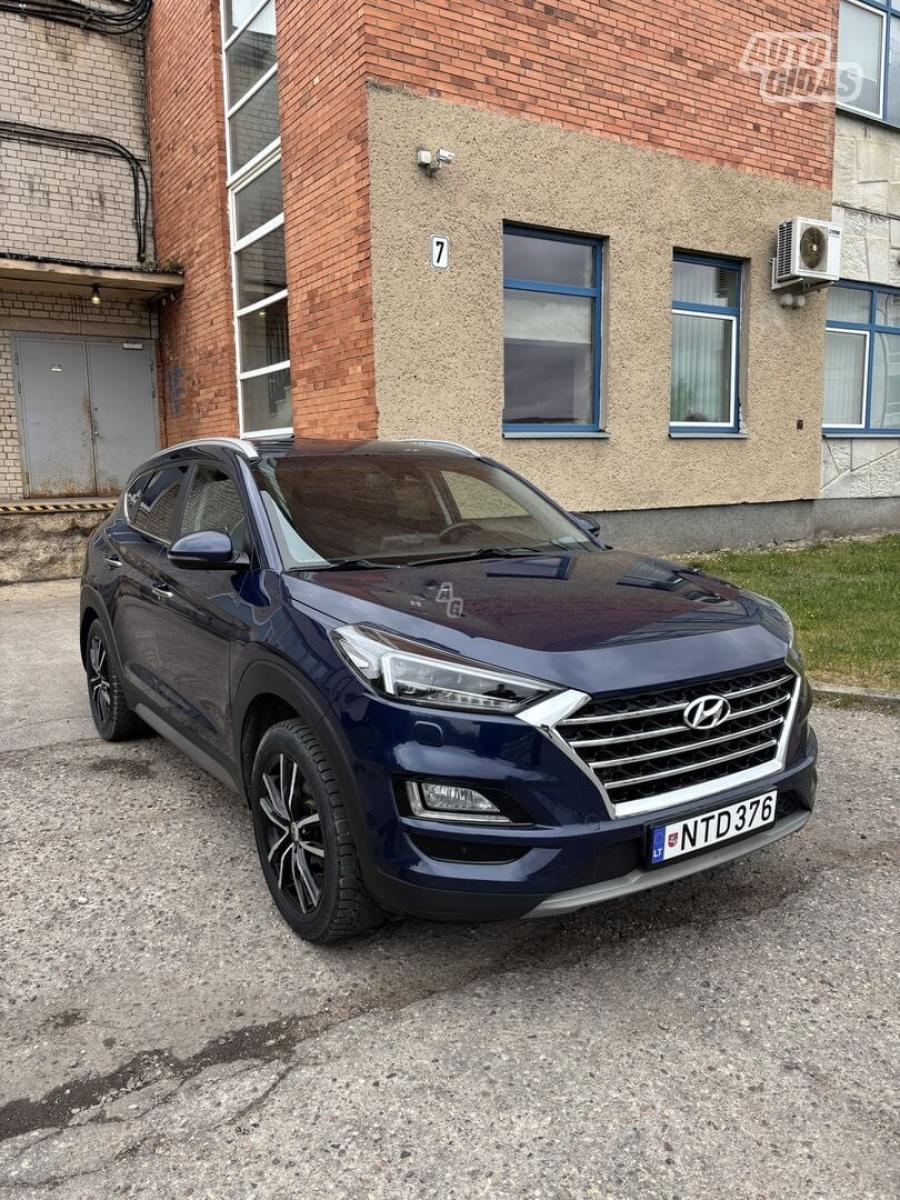 Blue Hyundai Tucson 2019 in Vilnius, with an engine capacity of 1.60 L and mileage of 169 thousand km for 13500 €, photo 1 on AUTOMOTO.COM.LV
