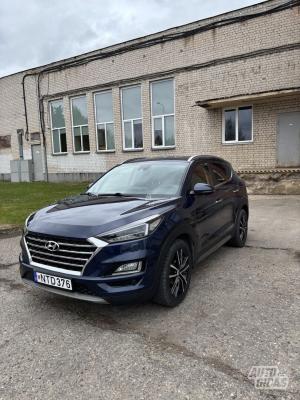 Blue Hyundai Tucson 2019 in Vilnius, with an engine capacity of 1.60 L and mileage of 169 thousand km for 13500 €, photo 3 on AUTOMOTO.COM.LV