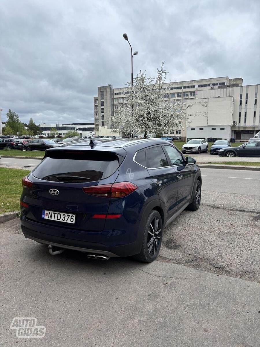 Blue Hyundai Tucson 2019 in Vilnius, with an engine capacity of 1.60 L and mileage of 169 thousand km for 13500 €, photo 5 on AUTOMOTO.COM.LV