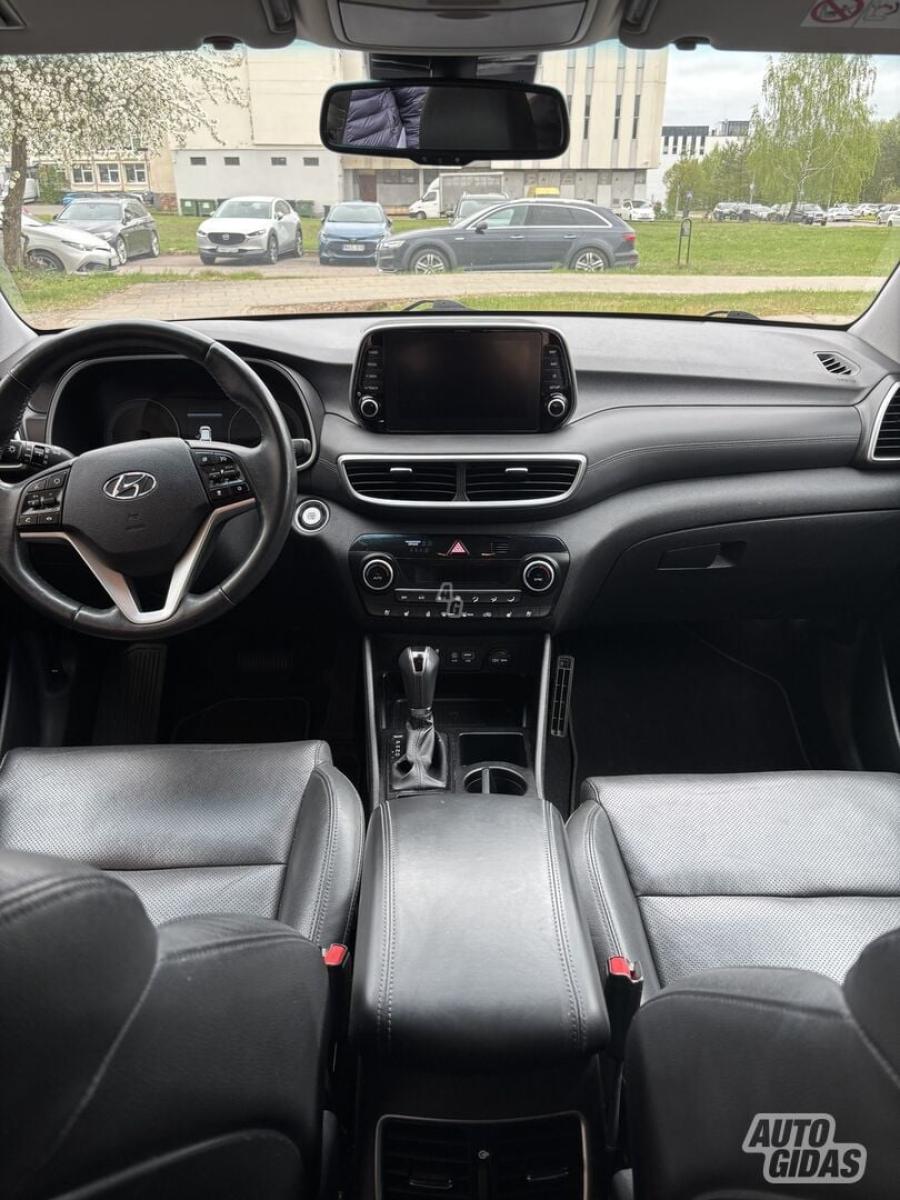 Blue Hyundai Tucson 2019 in Vilnius, with an engine capacity of 1.60 L and mileage of 169 thousand km for 13500 €, photo 9 on AUTOMOTO.COM.LV