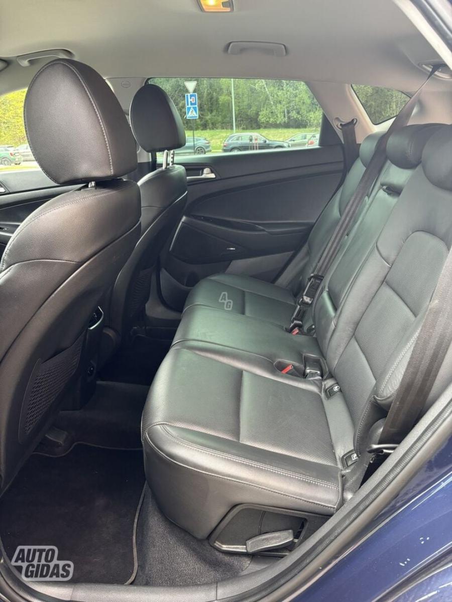 Blue Hyundai Tucson 2019 in Vilnius, with an engine capacity of 1.60 L and mileage of 169 thousand km for 13500 €, photo 10 on AUTOMOTO.COM.LV