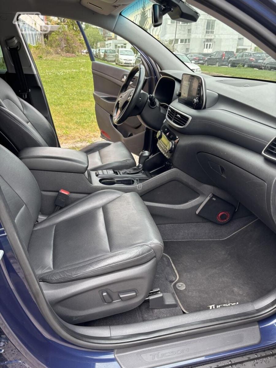 Blue Hyundai Tucson 2019 in Vilnius, with an engine capacity of 1.60 L and mileage of 169 thousand km for 13500 €, photo 11 on AUTOMOTO.COM.LV