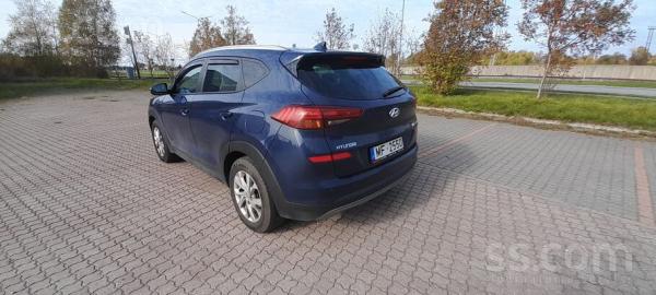 Blue Hyundai Tucson 2019 in Talsi, with an engine capacity of 1.60 L and mileage of 117 thousand km for 14490 €, photo 2 on AUTOMOTO.COM.LV