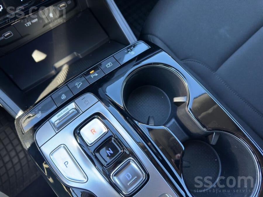 Blue Hyundai Tucson 2021 in Riga, with an engine capacity of 1.60 L and mileage of 69 thousand km for 21490 €, photo 17 on AUTOMOTO.COM.LV