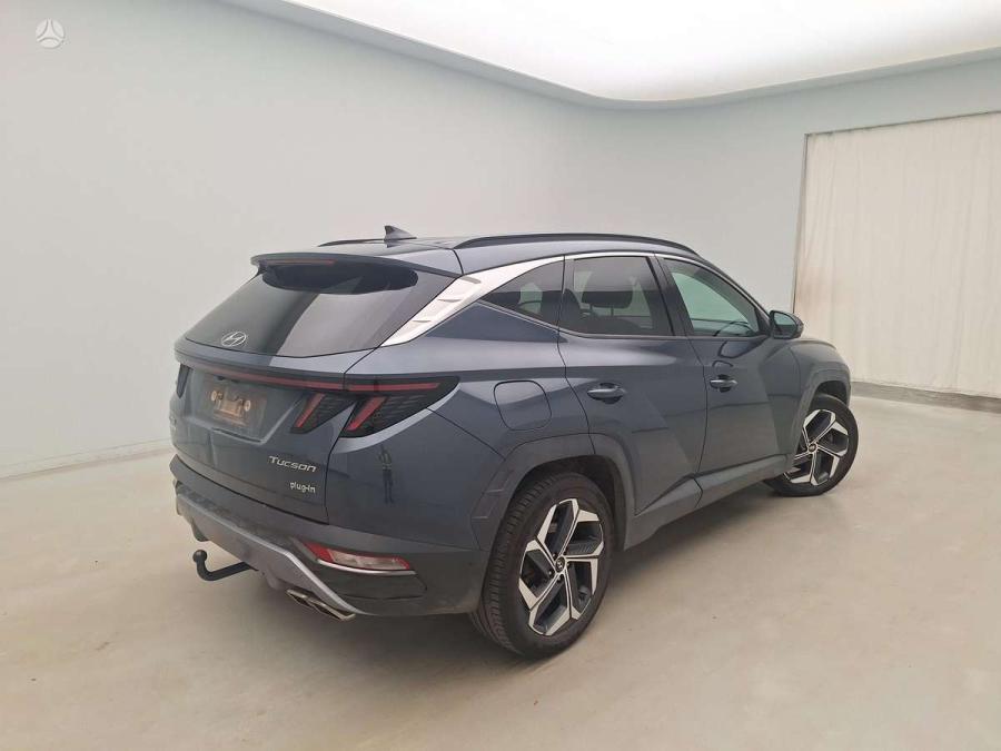 Blue Hyundai Tucson 2021 in Vilnius, with an engine capacity of 1.60 L and mileage of 88 thousand km for 24990 €, photo 5 on AUTOMOTO.COM.LV