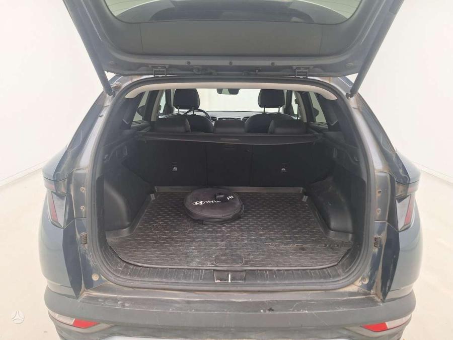 Blue Hyundai Tucson 2021 in Vilnius, with an engine capacity of 1.60 L and mileage of 88 thousand km for 24990 €, photo 9 on AUTOMOTO.COM.LV
