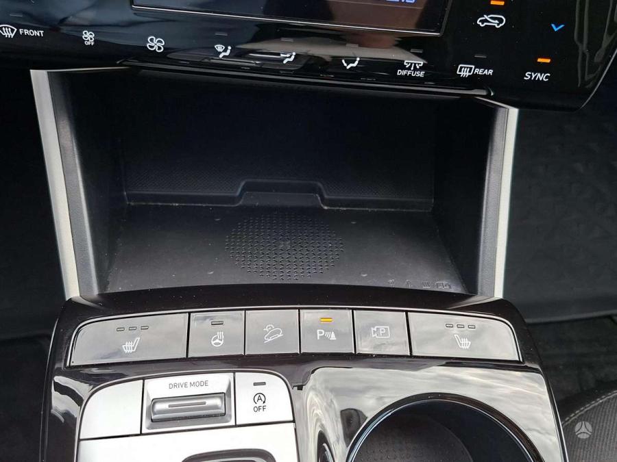 Blue Hyundai Tucson 2024 in Vilnius, with an engine capacity of 1.60 L and mileage of 79 thousand km for 25900 €, photo 22 on AUTOMOTO.COM.LV