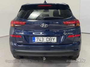 Blue Hyundai Tucson 2019 in Tallinn, with an engine capacity of 1.60 L and mileage of 53 thousand km for 15900 €, photo 5 on AUTOMOTO.COM.LV