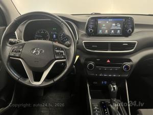 Blue Hyundai Tucson 2019 in Tallinn, with an engine capacity of 1.60 L and mileage of 53 thousand km for 15900 €, photo 11 on AUTOMOTO.COM.LV