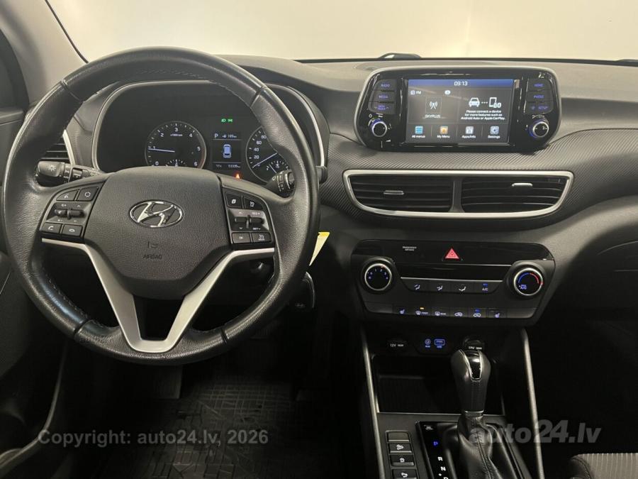 Blue Hyundai Tucson 2019 in Tallinn, with an engine capacity of 1.60 L and mileage of 53 thousand km for 15900 €, photo 11 on AUTOMOTO.COM.LV