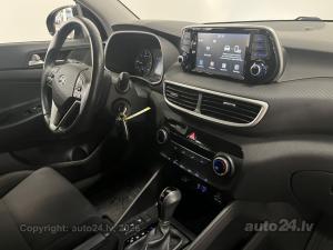 Blue Hyundai Tucson 2019 in Tallinn, with an engine capacity of 1.60 L and mileage of 53 thousand km for 15900 €, photo 17 on AUTOMOTO.COM.LV