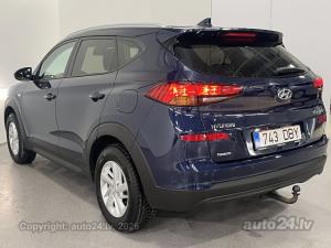 Blue Hyundai Tucson 2019 in Tallinn, with an engine capacity of 1.60 L and mileage of 53 thousand km for 15900 €, photo 25 on AUTOMOTO.COM.LV