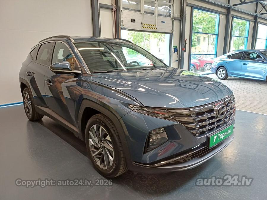 Blue Hyundai Tucson 2021 in Tallinn, with an engine capacity of 1.60 L and mileage of 99 thousand km for 17900 €, photo 3 on AUTOMOTO.COM.LV