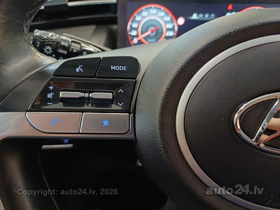 Blue Hyundai Tucson 2021 in Tallinn, with an engine capacity of 1.60 L and mileage of 99 thousand km for 17900 €, photo 17 on AUTOMOTO.COM.LV