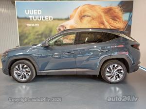 Blue Hyundai Tucson 2021 in Tallinn, with an engine capacity of 1.60 L and mileage of 99 thousand km for 17900 €, photo 23 on AUTOMOTO.COM.LV