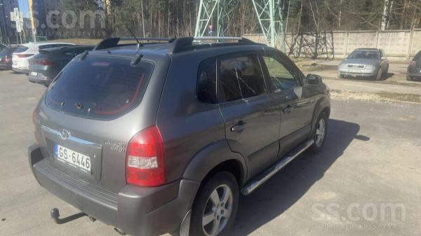 Brūns Hyundai Tucson 2007 Rīga, ar dzinēja tilpumu 2.70 L un nobraukumu 235 tūkst. km par 2350 €, foto 6 vietnē AUTOMOTO.COM.LV