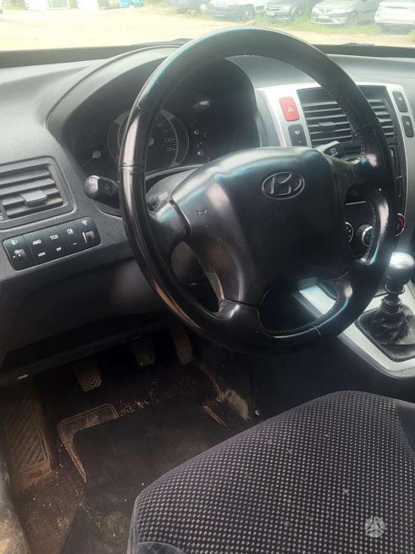 Brūns Hyundai Tucson 2007 Šauļi, ar dzinēja tilpumu 1.99 L un nobraukumu 223 tūkst. km par 1500 €, foto 5 vietnē AUTOMOTO.COM.LV