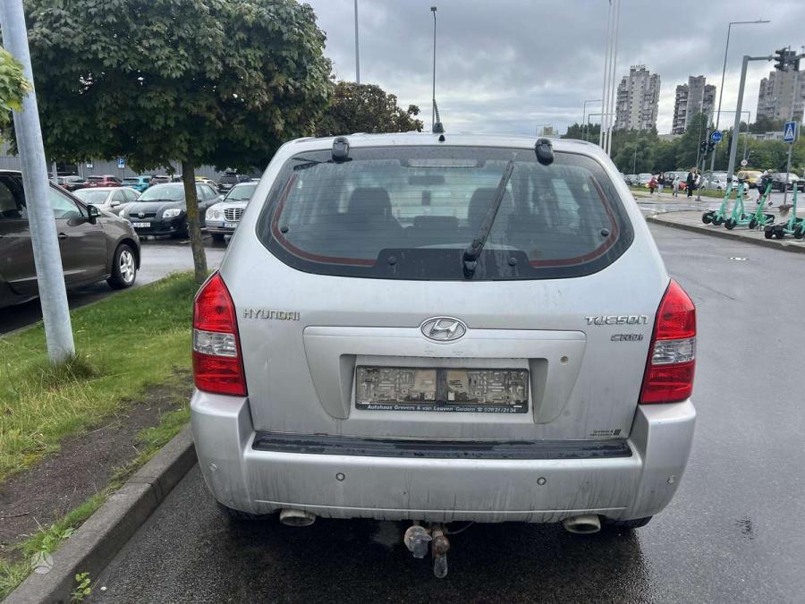 Brūns Hyundai Tucson 2007 Viļņa, ar dzinēja tilpumu 1.99 L un nobraukumu 289 tūkst. km par 950 €, foto 7 vietnē AUTOMOTO.COM.LV