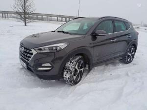Brown Hyundai Tucson 2015 in Kaunas, with an engine capacity of 2.00 L and mileage of 165 thousand km for 9999 €, photo 4 on AUTOMOTO.COM.LV