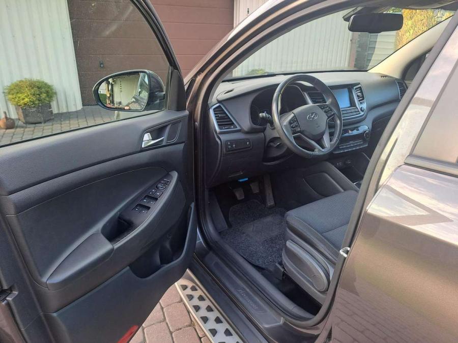 Brūns Hyundai Tucson 2015 Ukmergė, ar dzinēja tilpumu 1.69 L un nobraukumu 198 tūkst. km par 9950 €, foto 12 vietnē AUTOMOTO.COM.LV