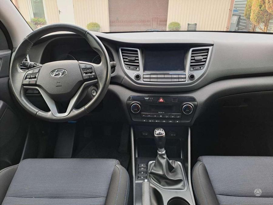 Brūns Hyundai Tucson 2015 Ukmergė, ar dzinēja tilpumu 1.69 L un nobraukumu 198 tūkst. km par 9950 €, foto 13 vietnē AUTOMOTO.COM.LV