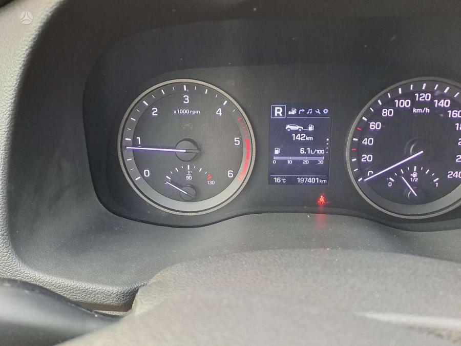 Brūns Hyundai Tucson 2015 Ukmergė, ar dzinēja tilpumu 1.69 L un nobraukumu 198 tūkst. km par 9950 €, foto 16 vietnē AUTOMOTO.COM.LV