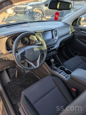 Brūns Hyundai Tucson 2015 Liepāja, ar dzinēja tilpumu 2.00 L un nobraukumu 190 tūkst. km par 12000 €, foto 7 vietnē AUTOMOTO.COM.LV