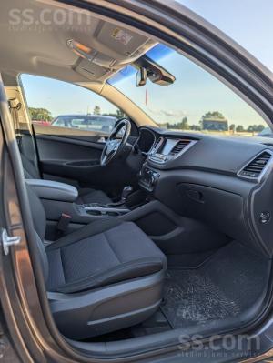 Brūns Hyundai Tucson 2015 Liepāja, ar dzinēja tilpumu 2.00 L un nobraukumu 190 tūkst. km par 12000 €, foto 8 vietnē AUTOMOTO.COM.LV