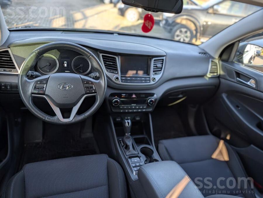 Brūns Hyundai Tucson 2015 Liepāja, ar dzinēja tilpumu 2.00 L un nobraukumu 190 tūkst. km par 12000 €, foto 9 vietnē AUTOMOTO.COM.LV