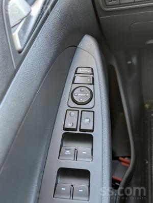 Brūns Hyundai Tucson 2015 Liepāja, ar dzinēja tilpumu 2.00 L un nobraukumu 190 tūkst. km par 12000 €, foto 14 vietnē AUTOMOTO.COM.LV