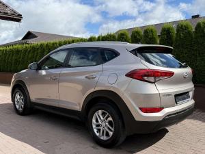 Brūns Hyundai Tucson 2015 Utena, ar dzinēja tilpumu 1.69 L un nobraukumu 237 tūkst. km par 8950 €, foto 5 vietnē AUTOMOTO.COM.LV