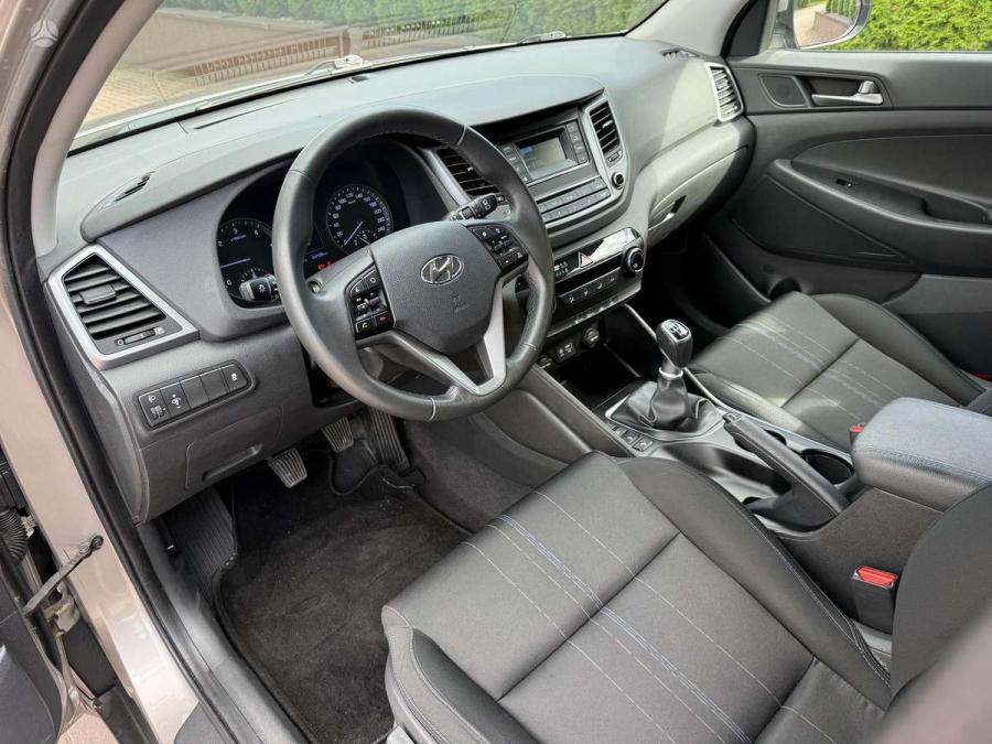 Brūns Hyundai Tucson 2015 Utena, ar dzinēja tilpumu 1.69 L un nobraukumu 237 tūkst. km par 8950 €, foto 16 vietnē AUTOMOTO.COM.LV