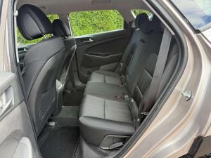 Brūns Hyundai Tucson 2015 Utena, ar dzinēja tilpumu 1.69 L un nobraukumu 237 tūkst. km par 8950 €, foto 22 vietnē AUTOMOTO.COM.LV