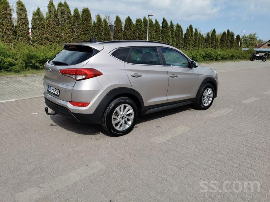 Brūns Hyundai Tucson 2016 Jelgava, ar dzinēja tilpumu 1.70 L un nobraukumu 162 tūkst. km par 13700 €, foto 4 vietnē AUTOMOTO.COM.LV