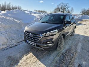 Brown Hyundai Tucson 2016 in Panevezys, with an engine capacity of 1.69 L and mileage of 253 thousand km for 11200 €, photo  on AUTOMOTO.COM.LV
