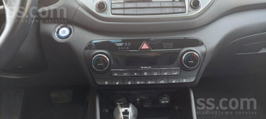 Brūns Hyundai Tucson 2016 Daugavpils, ar dzinēja tilpumu 2.00 L un nobraukumu 140 tūkst. km par 14650 €, foto 12 vietnē AUTOMOTO.COM.LV