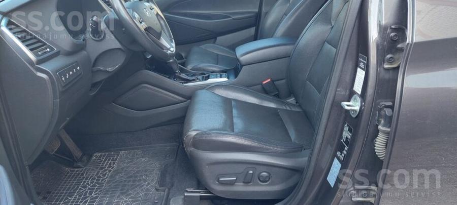 Brūns Hyundai Tucson 2016 Daugavpils, ar dzinēja tilpumu 2.00 L un nobraukumu 140 tūkst. km par 14650 €, foto 16 vietnē AUTOMOTO.COM.LV