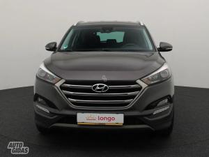 Brown Hyundai Tucson 2016 in Vilnius, with an engine capacity of 1.60 L and mileage of 194 thousand km for 11299 €, photo 4 on AUTOMOTO.COM.LV