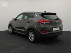 Brown Hyundai Tucson 2016 in Vilnius, with an engine capacity of 1.60 L and mileage of 194 thousand km for 11299 €, photo 8 on AUTOMOTO.COM.LV