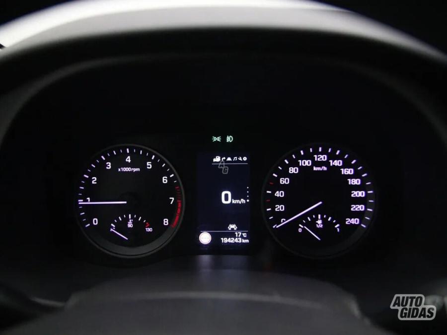 Brown Hyundai Tucson 2016 in Vilnius, with an engine capacity of 1.60 L and mileage of 194 thousand km for 11299 €, photo 20 on AUTOMOTO.COM.LV